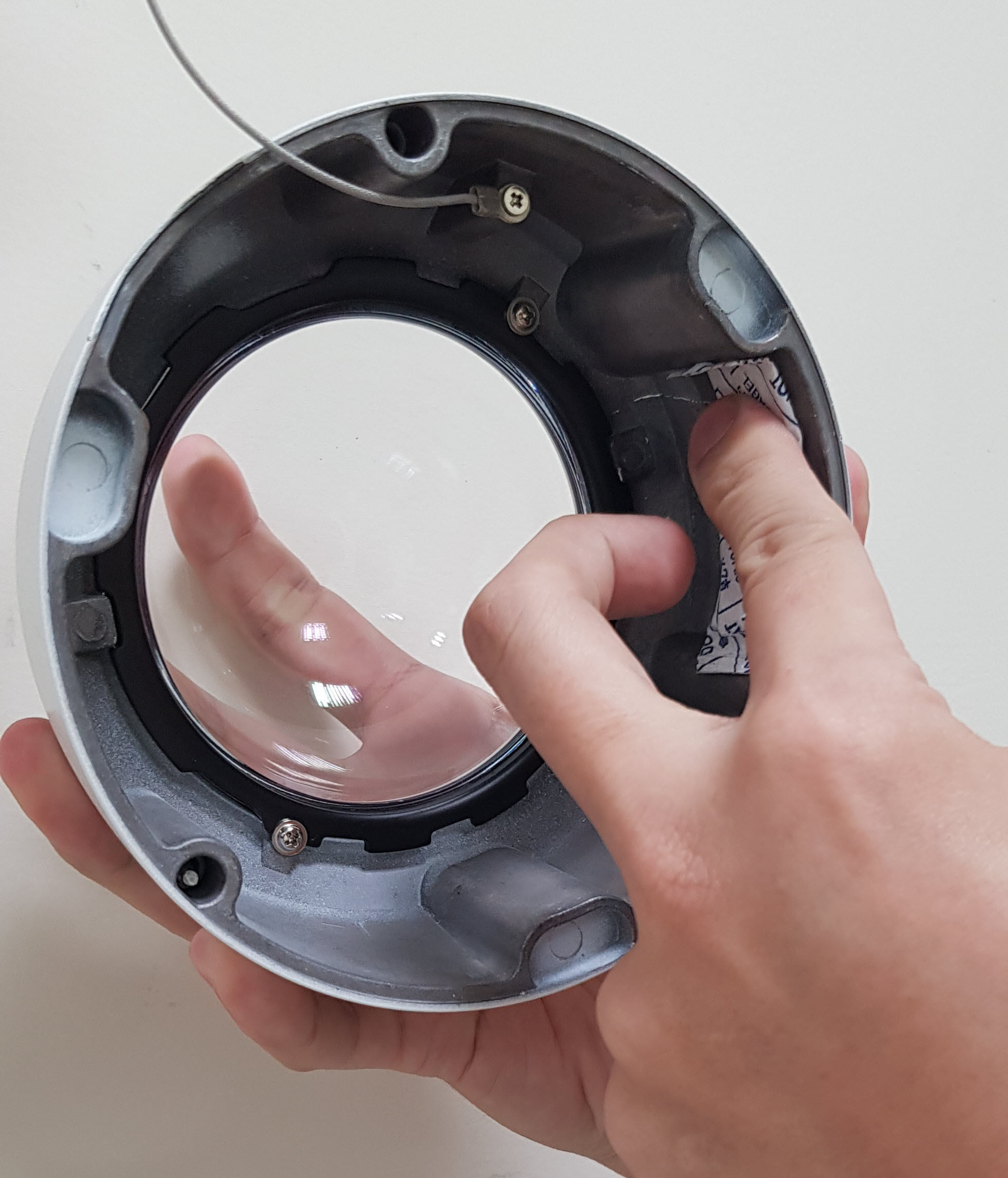 [All cameras] How to change the desiccant bag in Fixed Dome Series ...